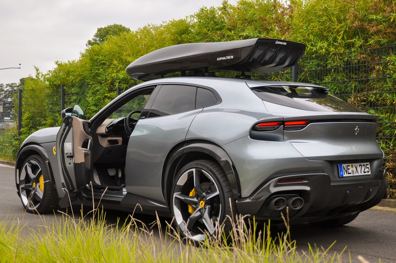 Dachbox für den Ferrari Purosangue - Shaped by Performance durch ...